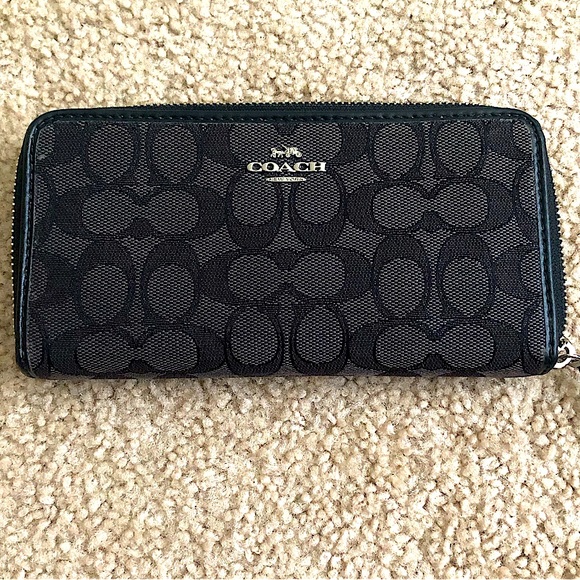 Coach | Bags | Coach Signature Wallet Long | Poshmark